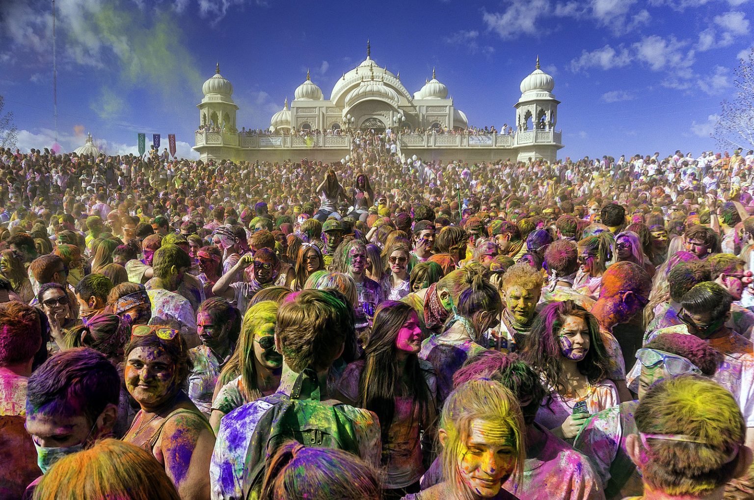 Holi hai! - Hindu American Foundation